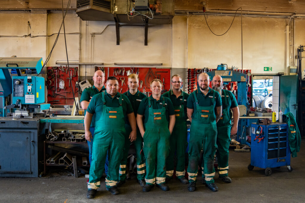Team - Peterburs